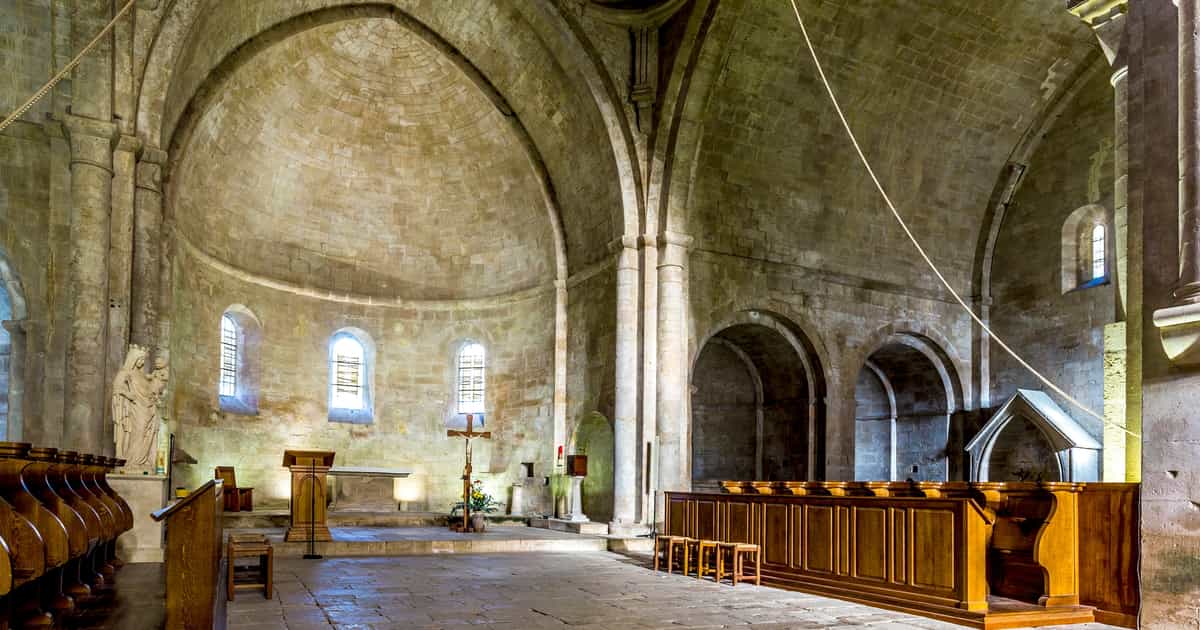 Discover the 5 most impressive monasteries in the South of France ...